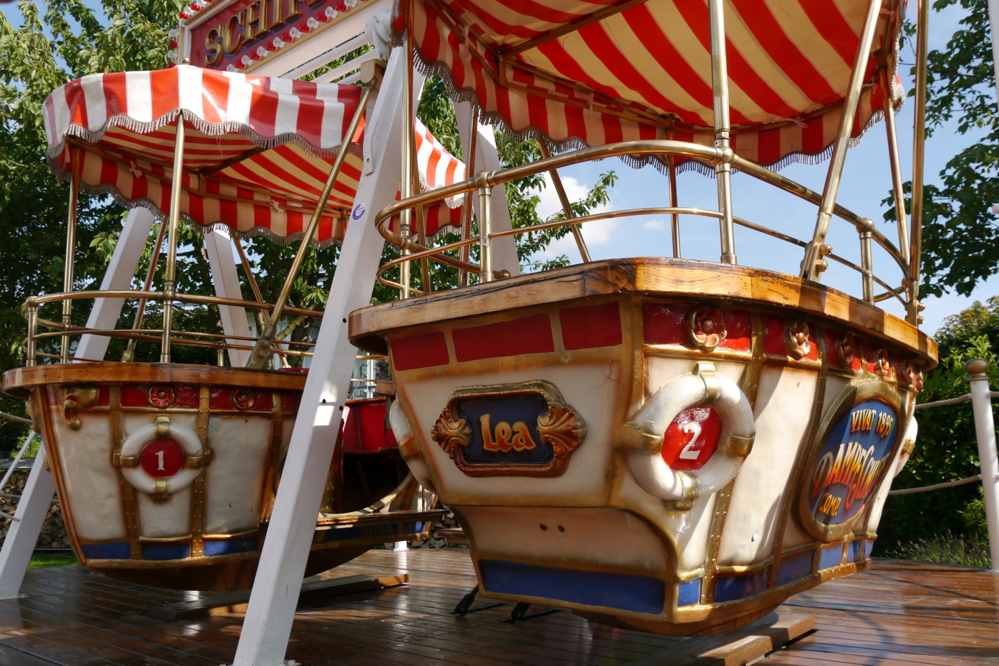 Dampf-Schiffschaukel - Rumpelspielchen Veranstaltungsservice